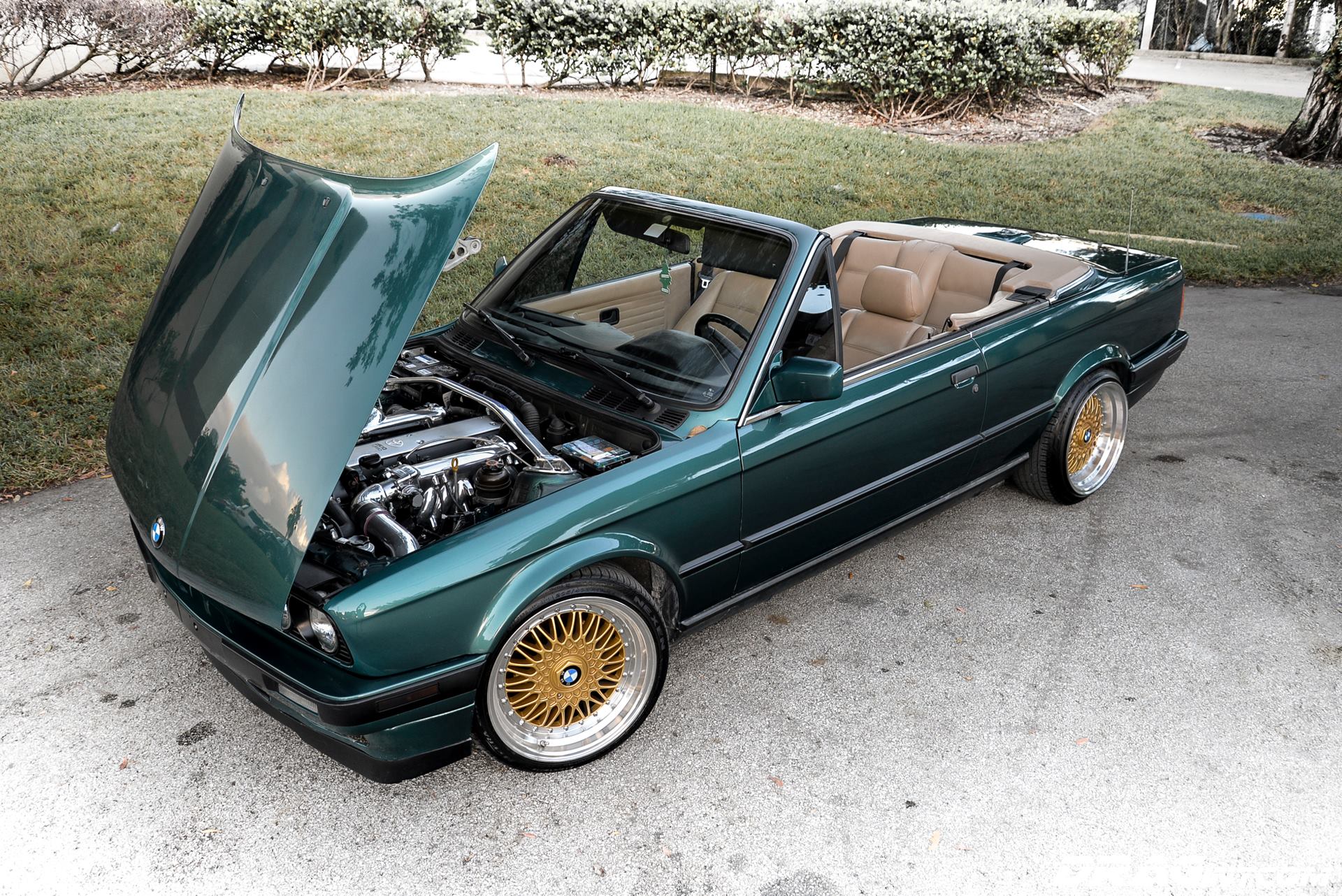 Damn, en sommervogn – topløs E30 har 1JZ-motor