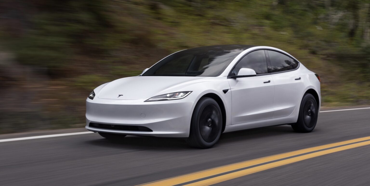 Tesla sætter igen pris op i Danmark