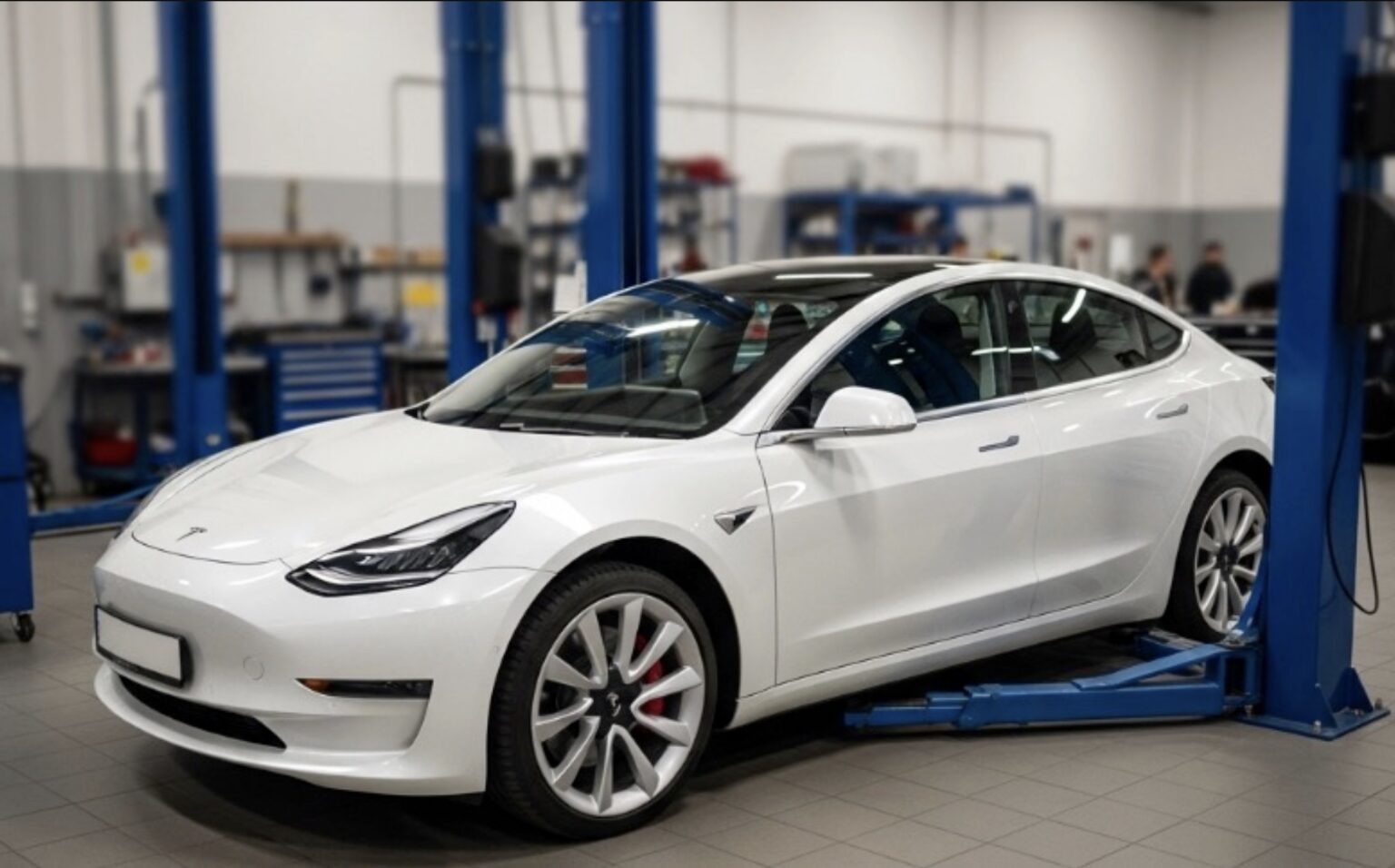 Tesla har for 3. gang absolut flest fejl til syn