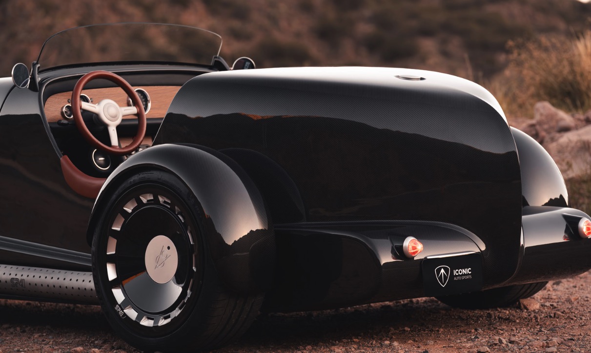 Ny Ford Med 5 liters V8 motor Vejer Kun 1 100 Kilo Ny Ford Med 5 liters V8 motor Vejer Kun 1 100 Kilo
